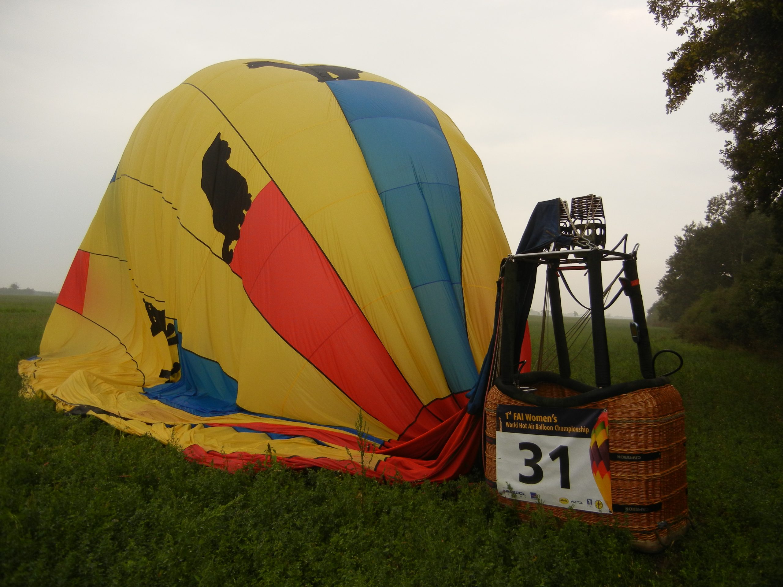 Ballooning Through the Eye of the Camera – Buzzards Glory Hot Air ...